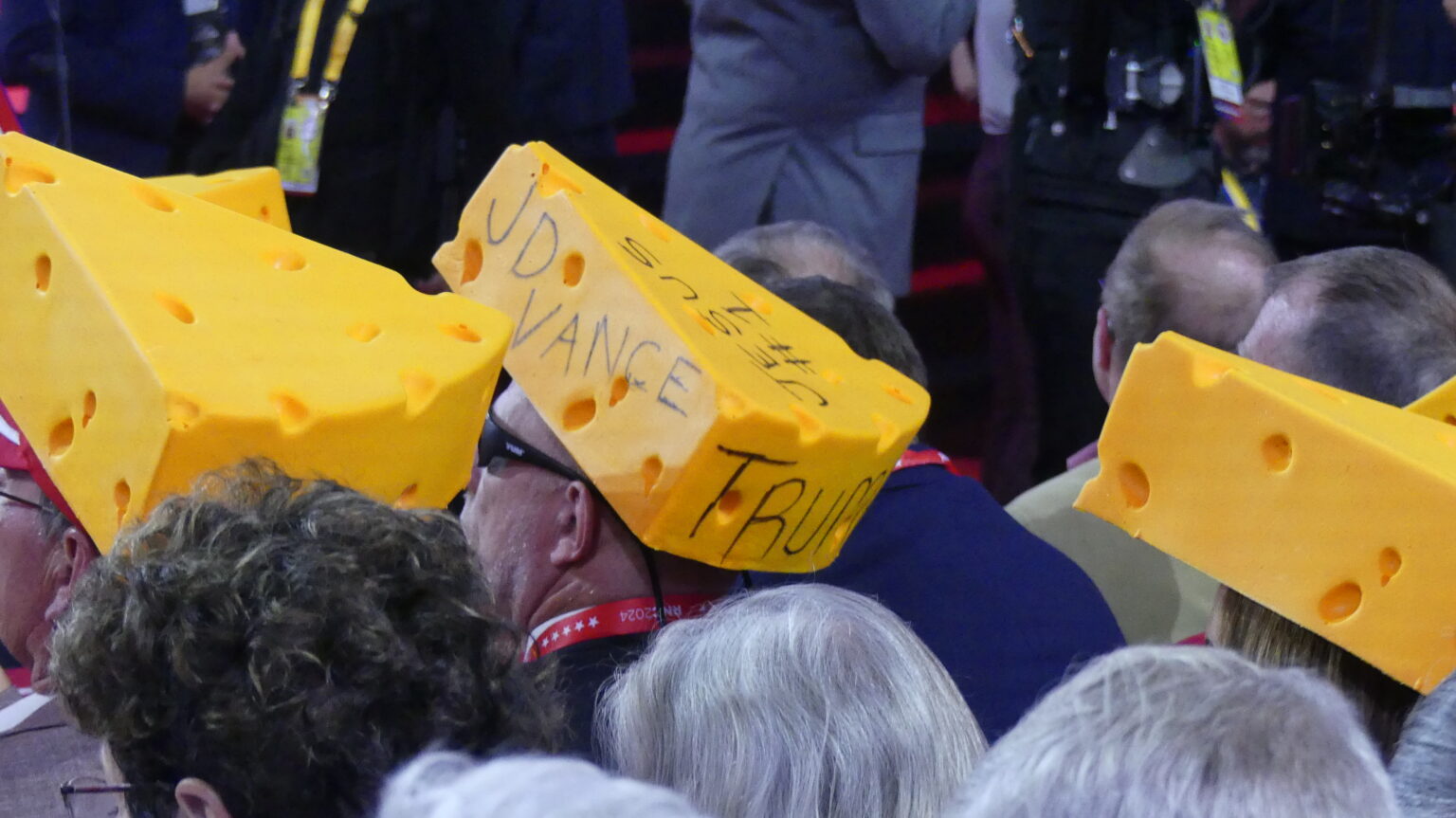 Wisconsin delegation dons cheesehead hats for final day of RNC ...